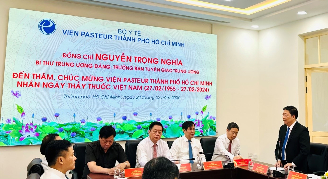 TRƯỞNG BAN TUYÊN GIÁO TRUNG ƯƠNG THĂM, CHÚC MỪNG VIỆN PASTEUR TP. HỒ CHÍ MINH NHÂN DỊP 69 NĂM ...